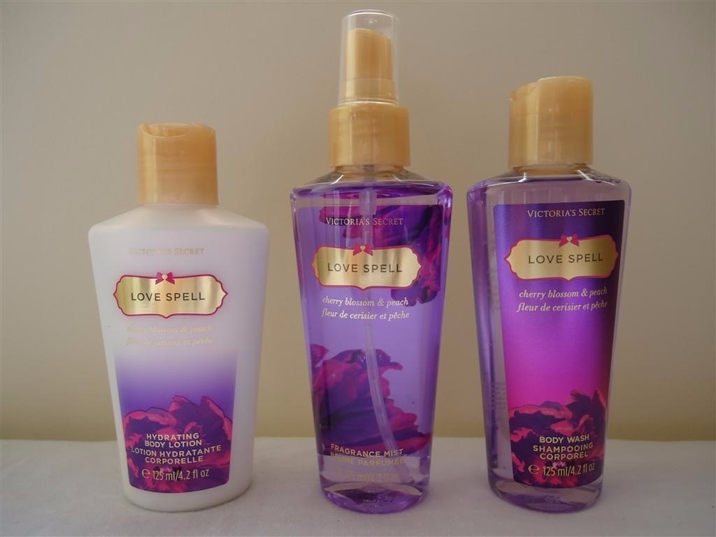 Victoria Secret Kit Love Spell Body Splash Body Lotion