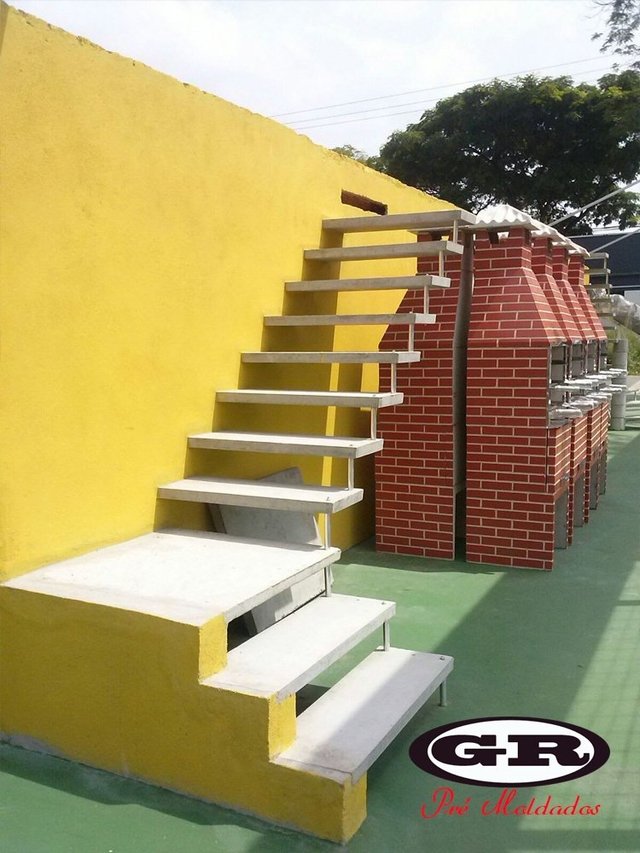 Escada em L com patamar - Código 25