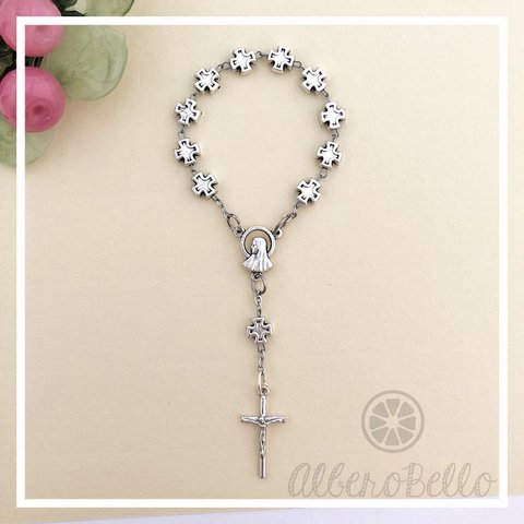 Decenario o denario con cuentas de cruces rosas